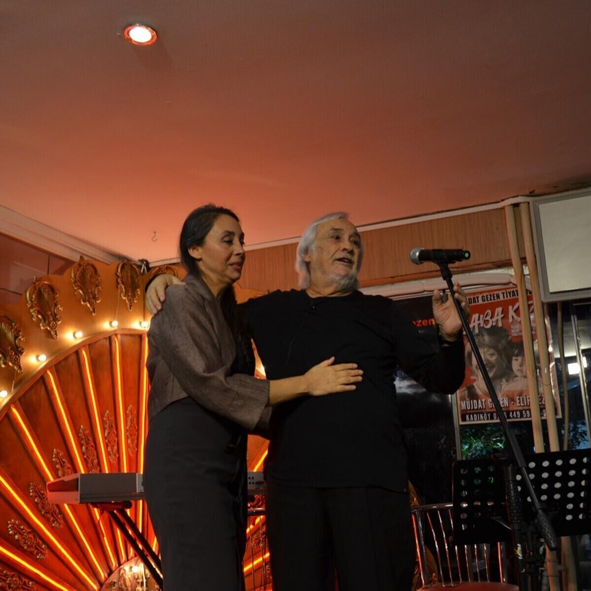 Baba Kız Tiyatro Oyunu giriş Bileti | İzmirburaya.com'da.